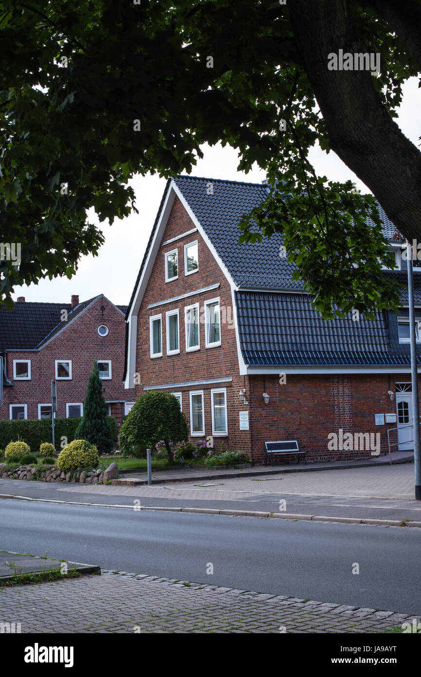 tenements, residential area, houses, tree, window, porthole, dormer ...