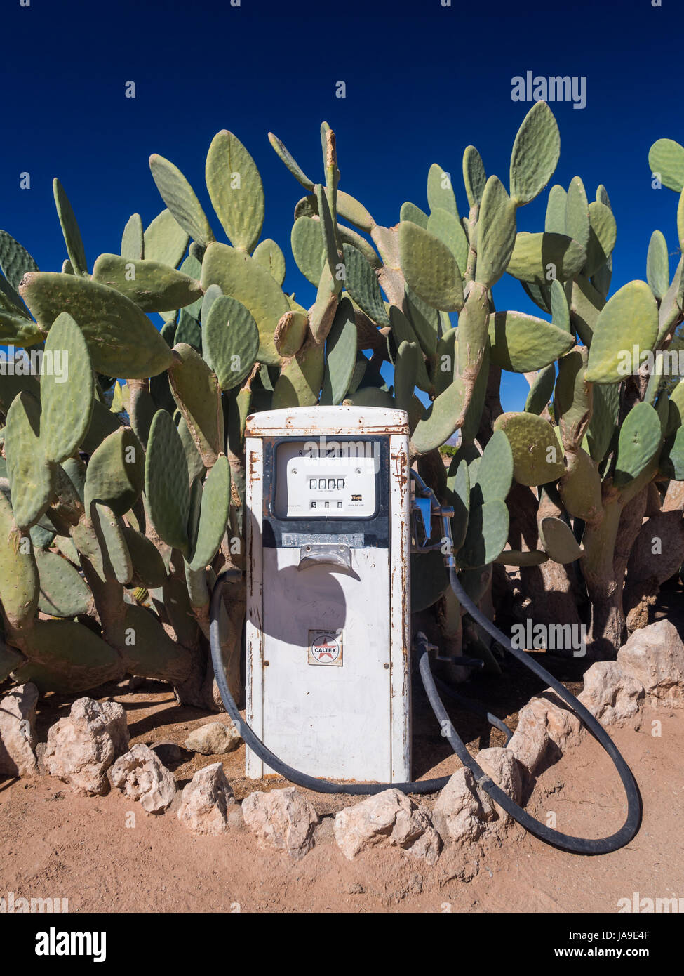 Gas station in desert hi-res stock photography and images - Alamy