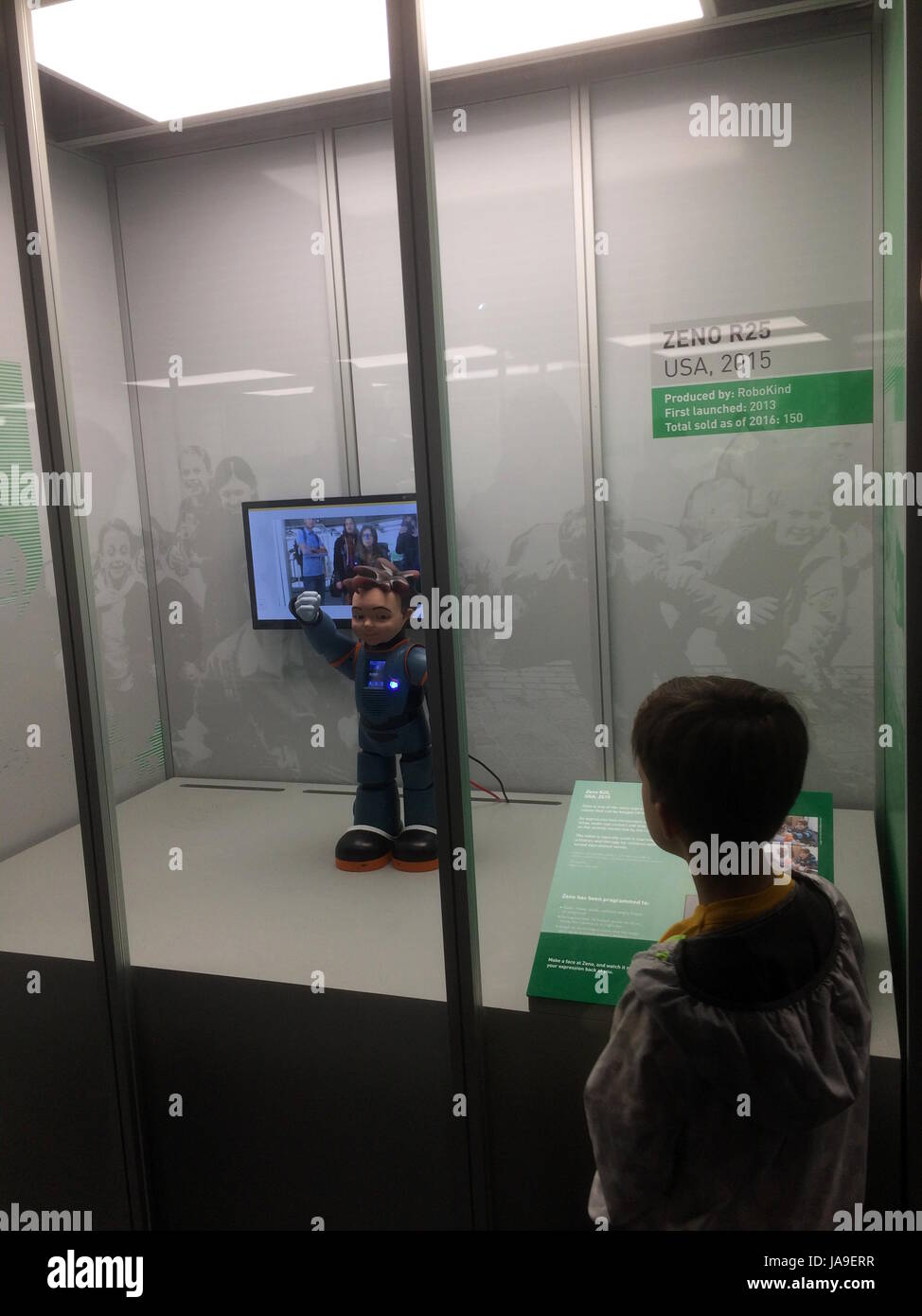 Robot meets human hi-res stock photography and images - Alamy