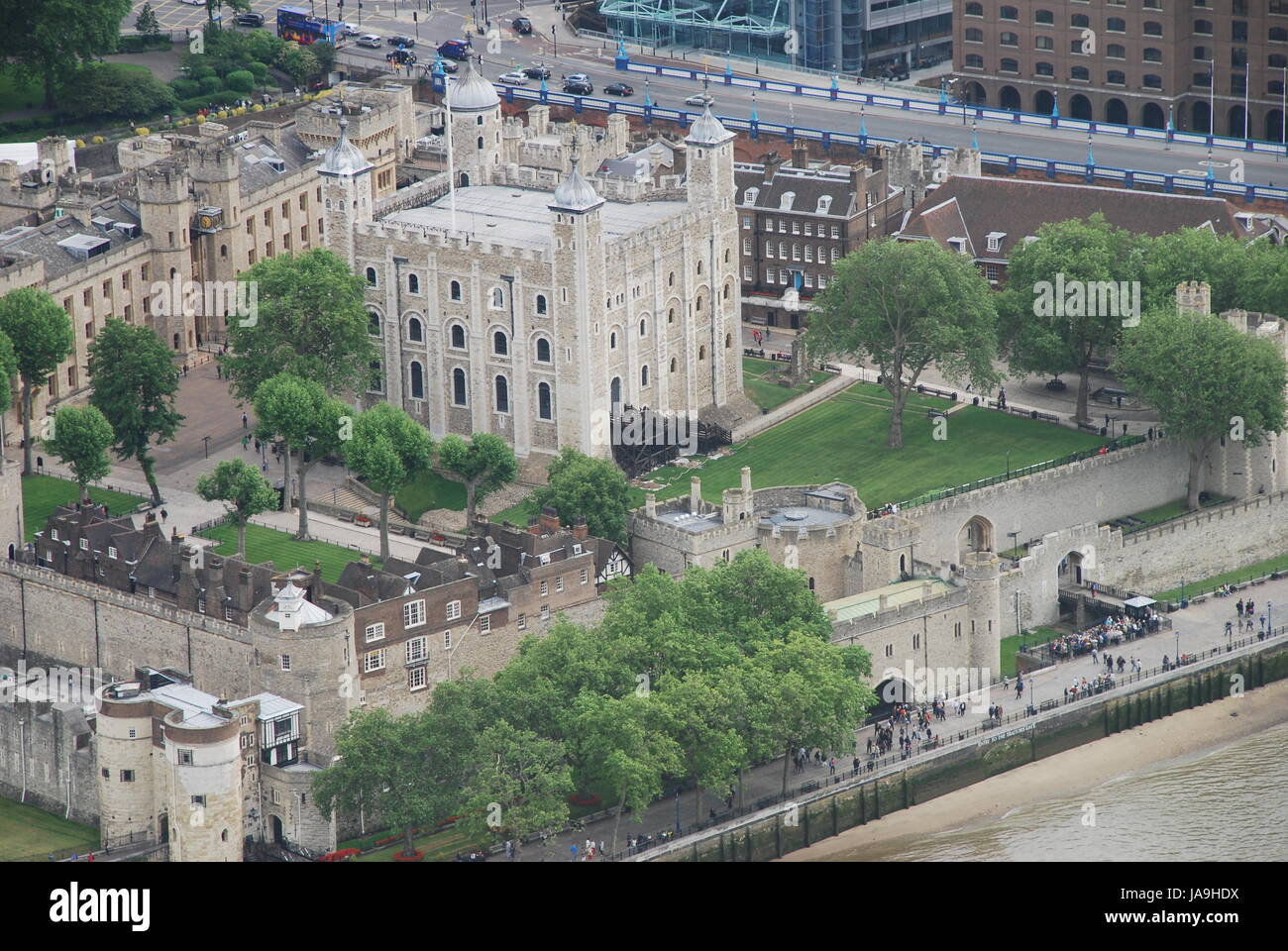 the tower of london thames Stock Photo - Alamy