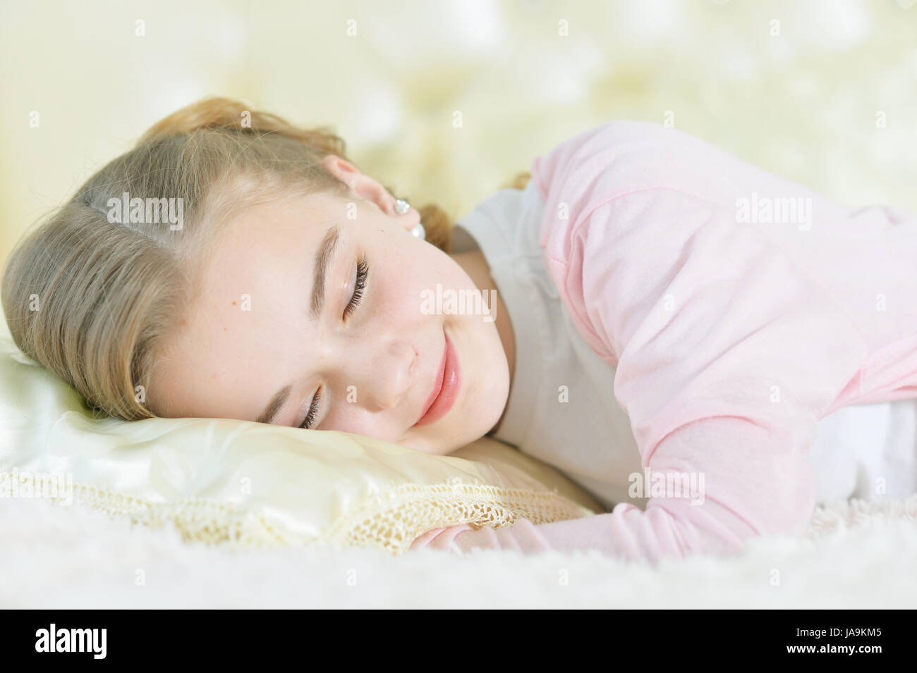 Cute little girl sleeping Stock Photo - Alamy