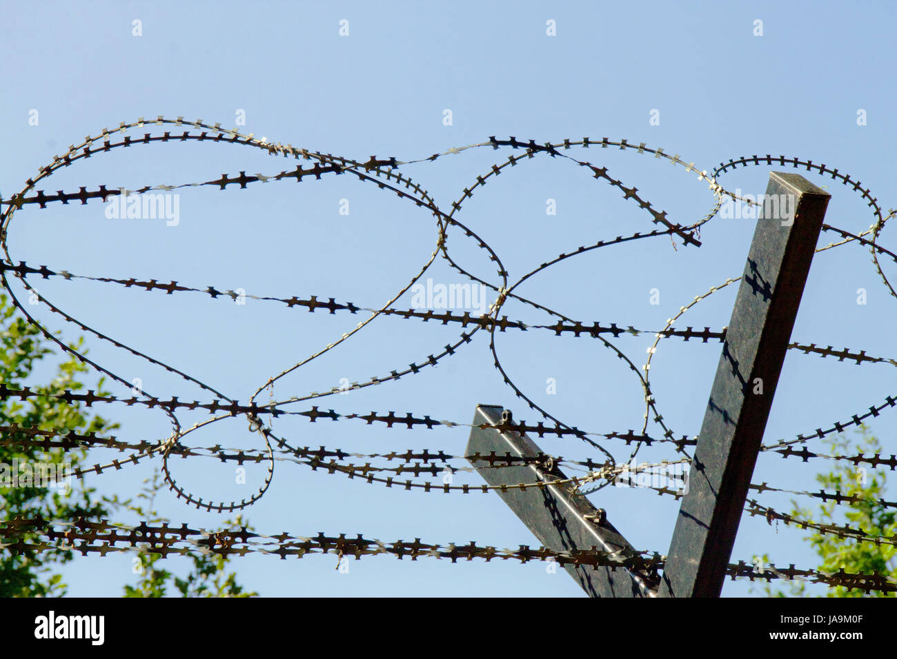 check, brig, jail, border, barrier, fence, fence in, fencing, barbed ...