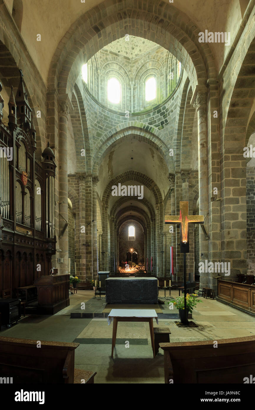 France, Haute Vienne, le Dorat, Saint Pierre du Dorat church, the nave ...