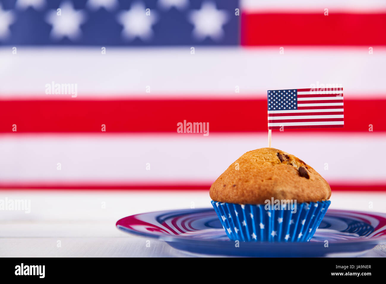 Cute cupcake with american flag Stock Photo - Alamy
