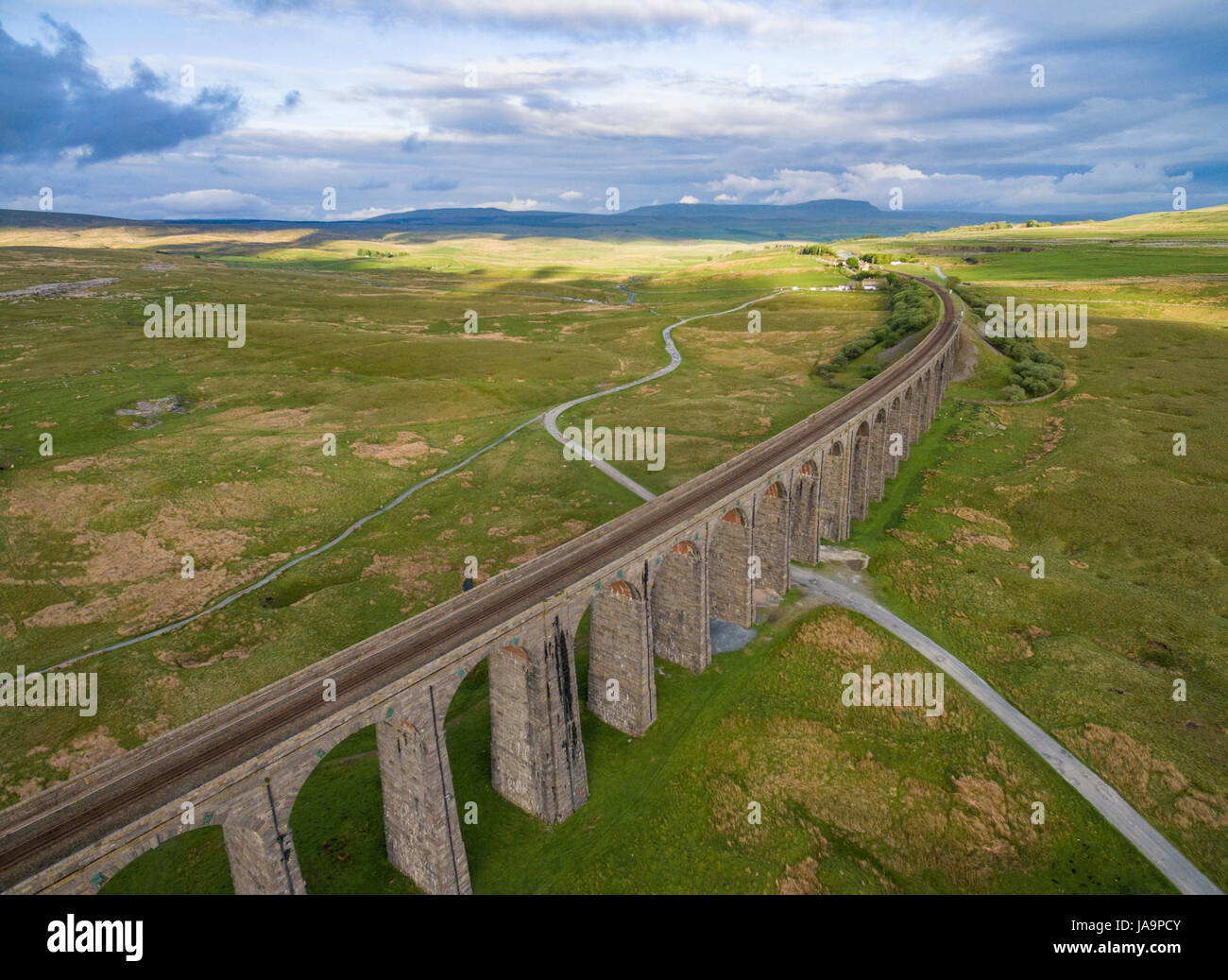 The stunning Ribblehead Viaduct in North Yorkshire, set in the shadow ...
