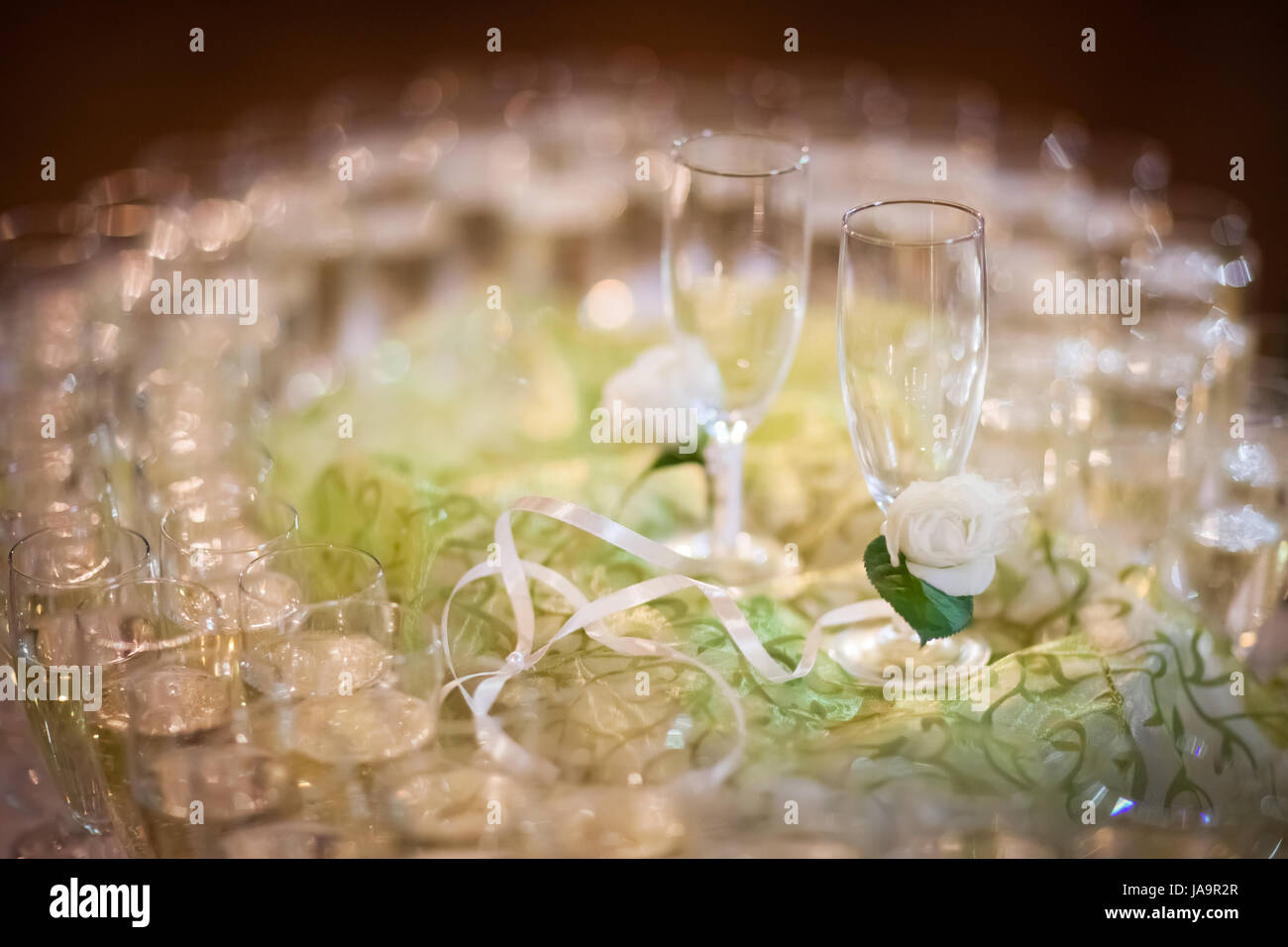 Wedding sparkling wine, champagne detail - traditional toast inviting ...