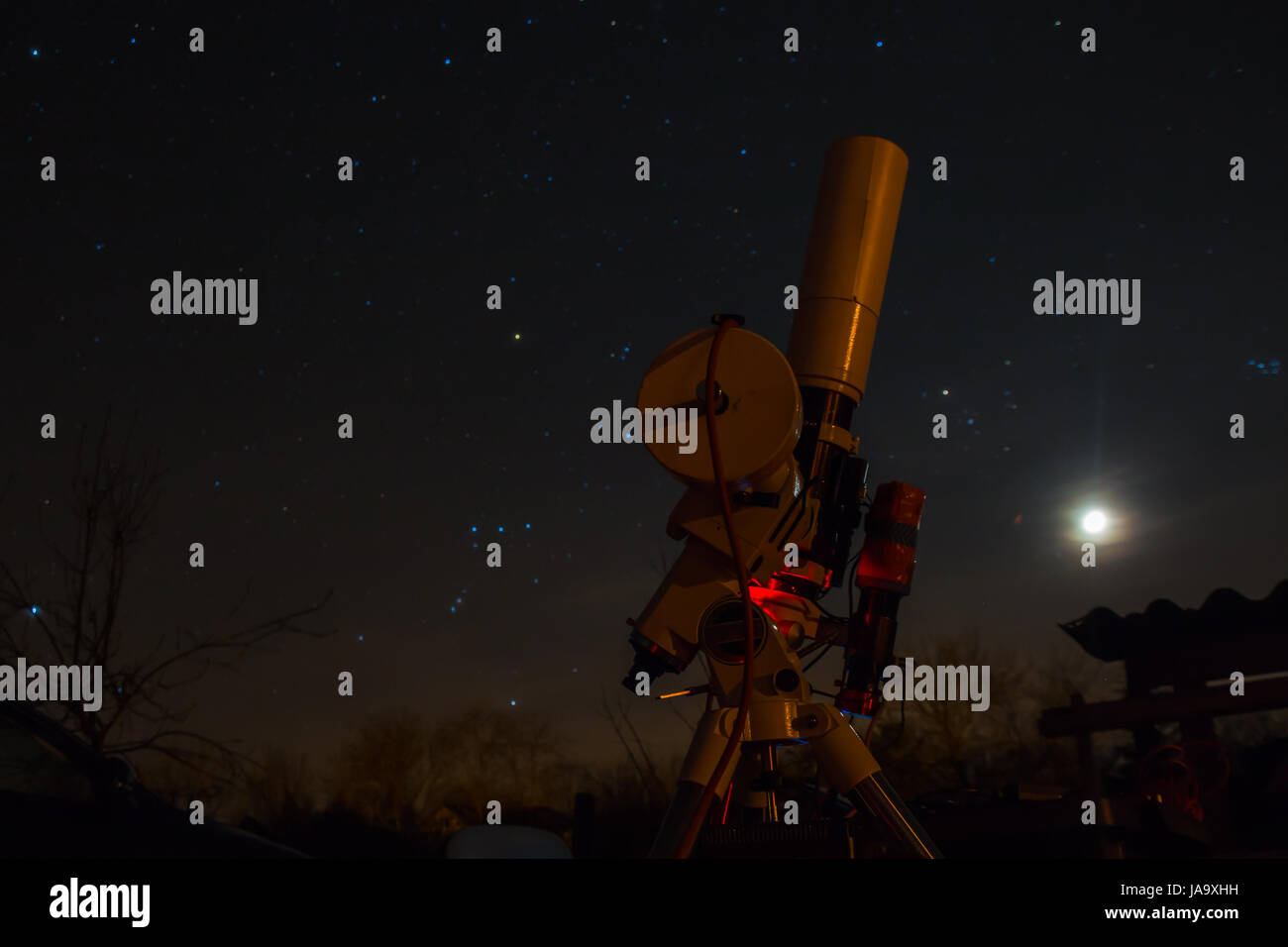 Professional astrophotography equipment working under the dark sky ...
