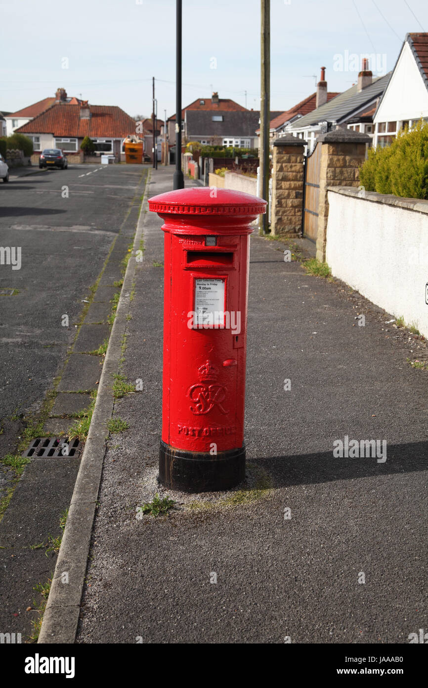 Red post box Stock Photo - Alamy