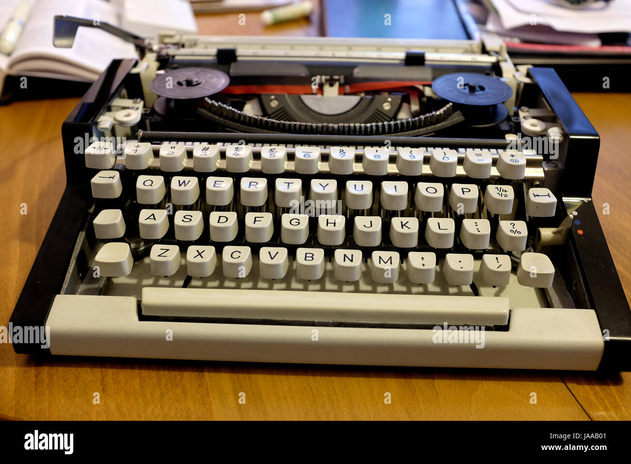 Portable typewriter hi-res stock photography and images - Alamy