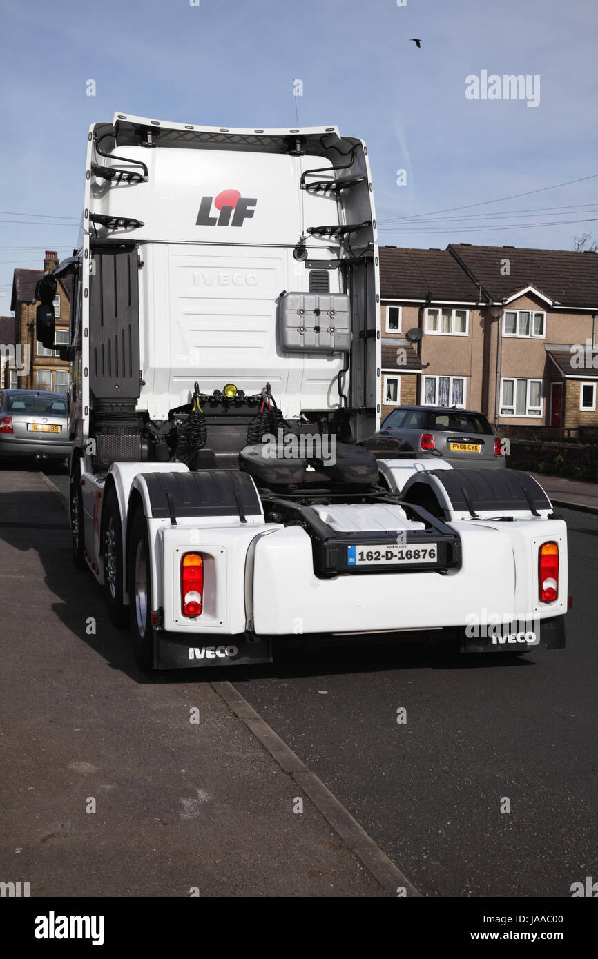 Articulated truck hi-res stock photography and images - Alamy