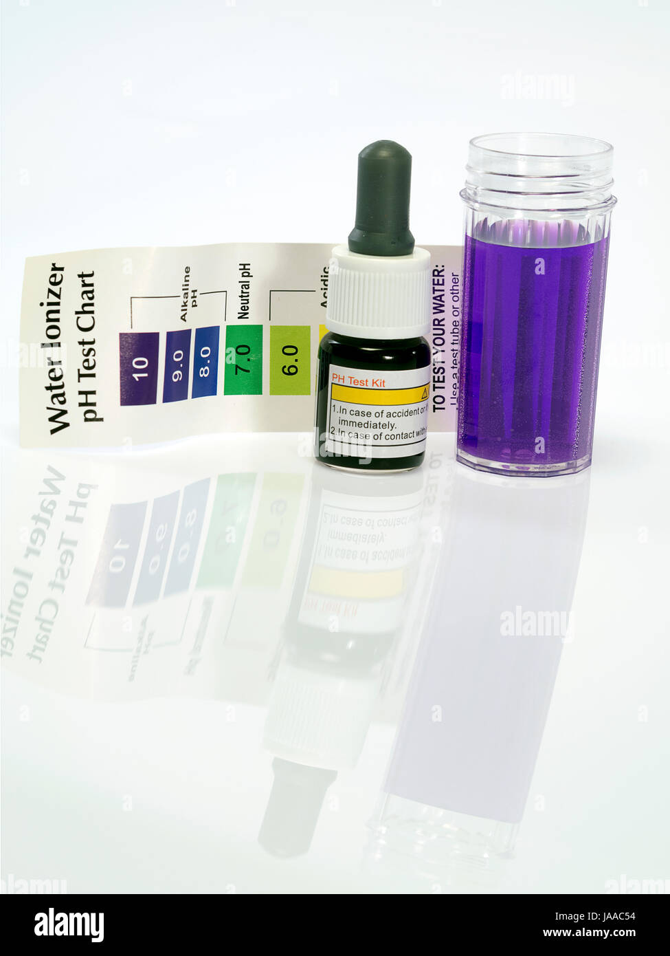 Alkaline water test ph reagent purple color Stock Photo - Alamy