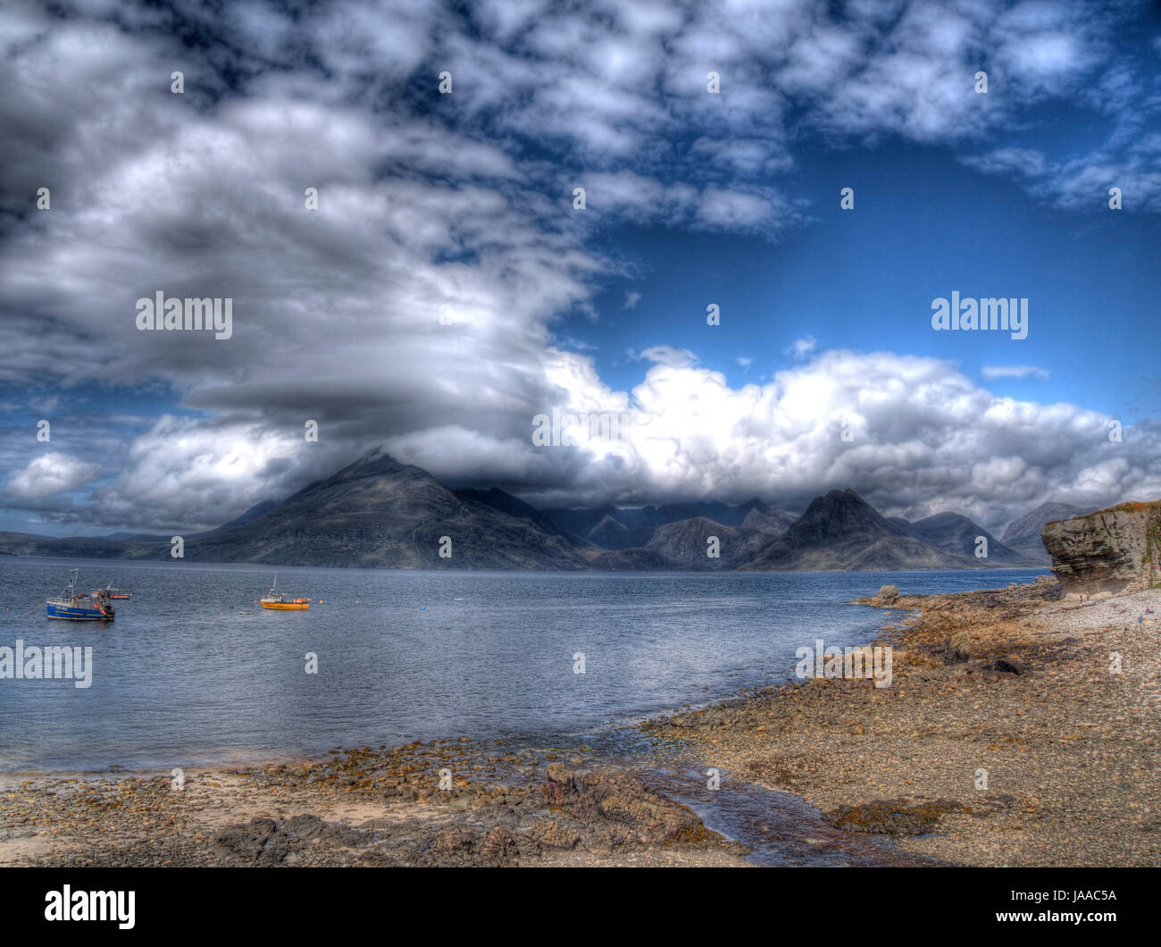 highlands isle of skye Stock Photo - Alamy
