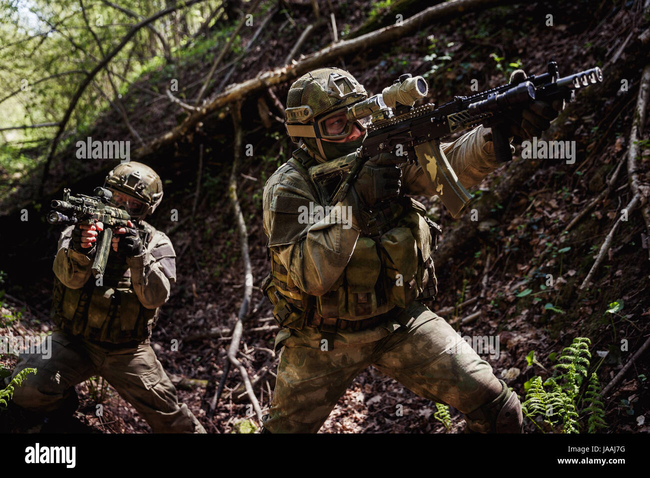 Portrait of soldiers on reconnaissance Stock Photo - Alamy