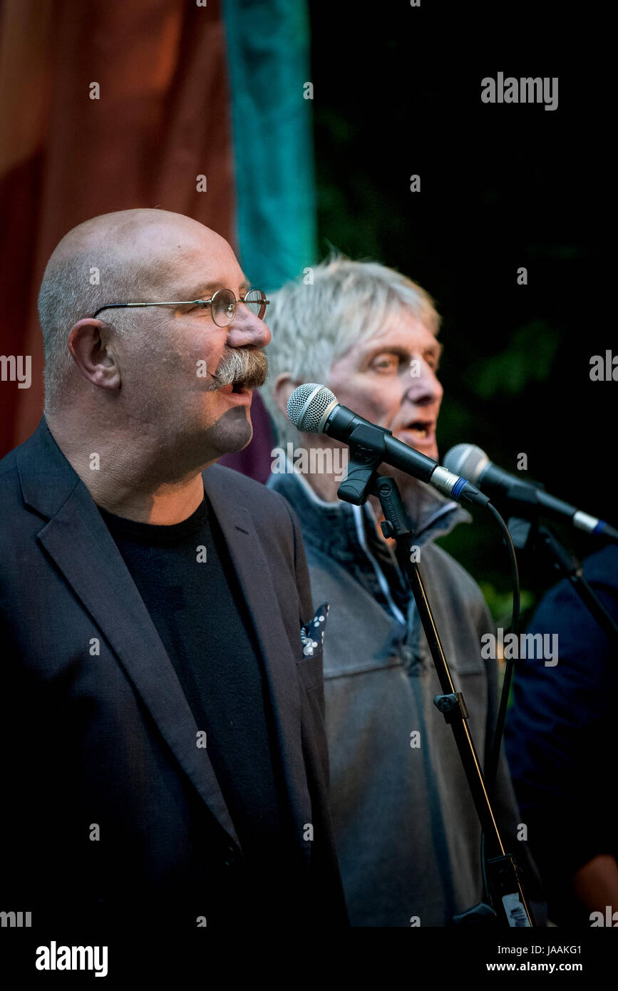 Jon cleave, fisherman's friends hi-res stock photography and images - Alamy