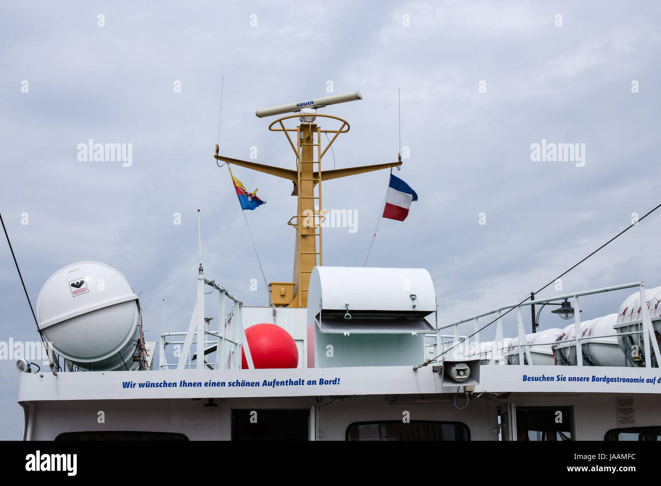 Conning the ship hi-res stock photography and images - Alamy