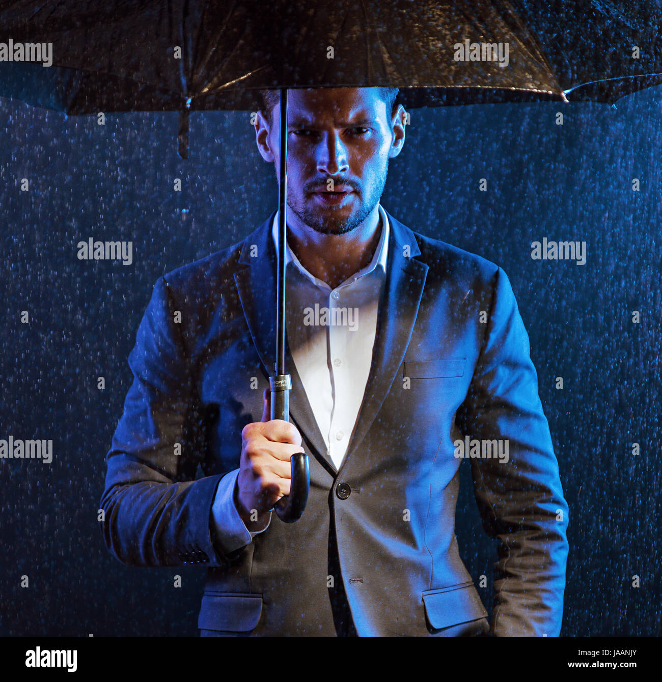 Modern businessman elegant suit hi-res stock photography and images - Alamy