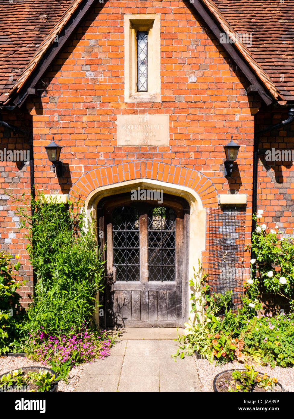 The Robert Palmer Cottages, Sonning, Reading, Berkshire, England, UK ...