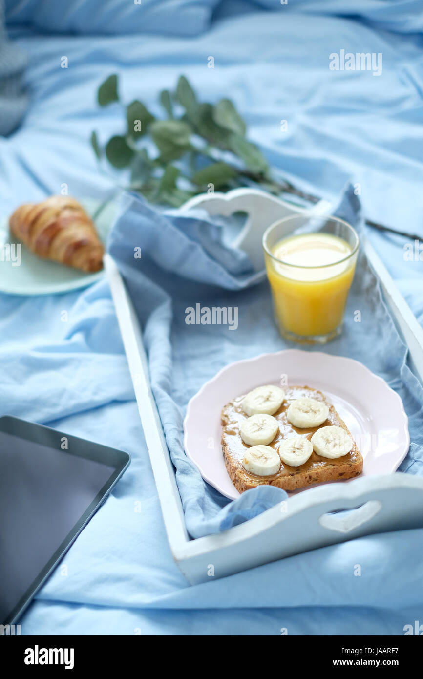 Breakfast crockery hi-res stock photography and images - Alamy