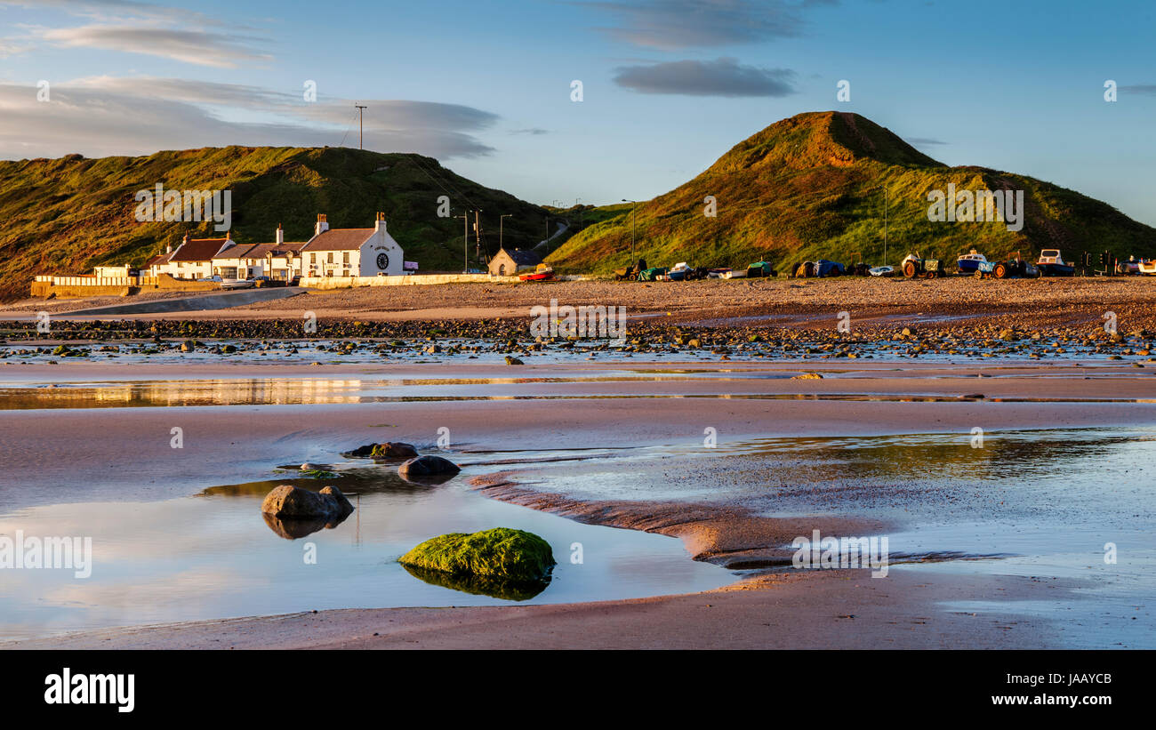 Cat Nab and Ship Inn, Saltburn Stock Photo - Alamy