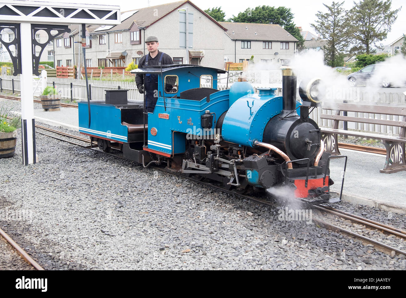 Barmouth fairbourne steam railway hi-res stock photography and images ...