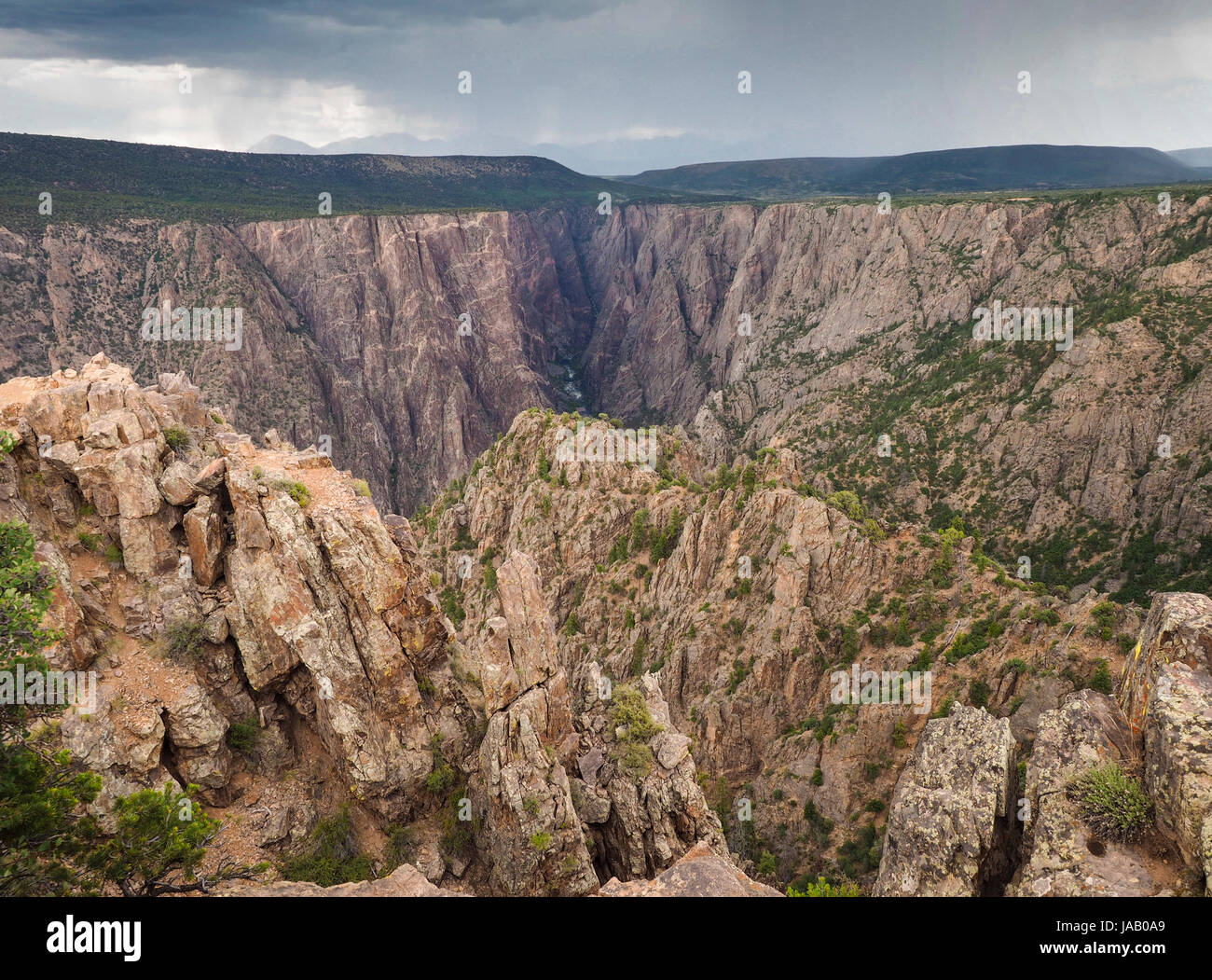 Rim of the 'Black Canyon of the Gunnison' National Park (Colorado, USA ...