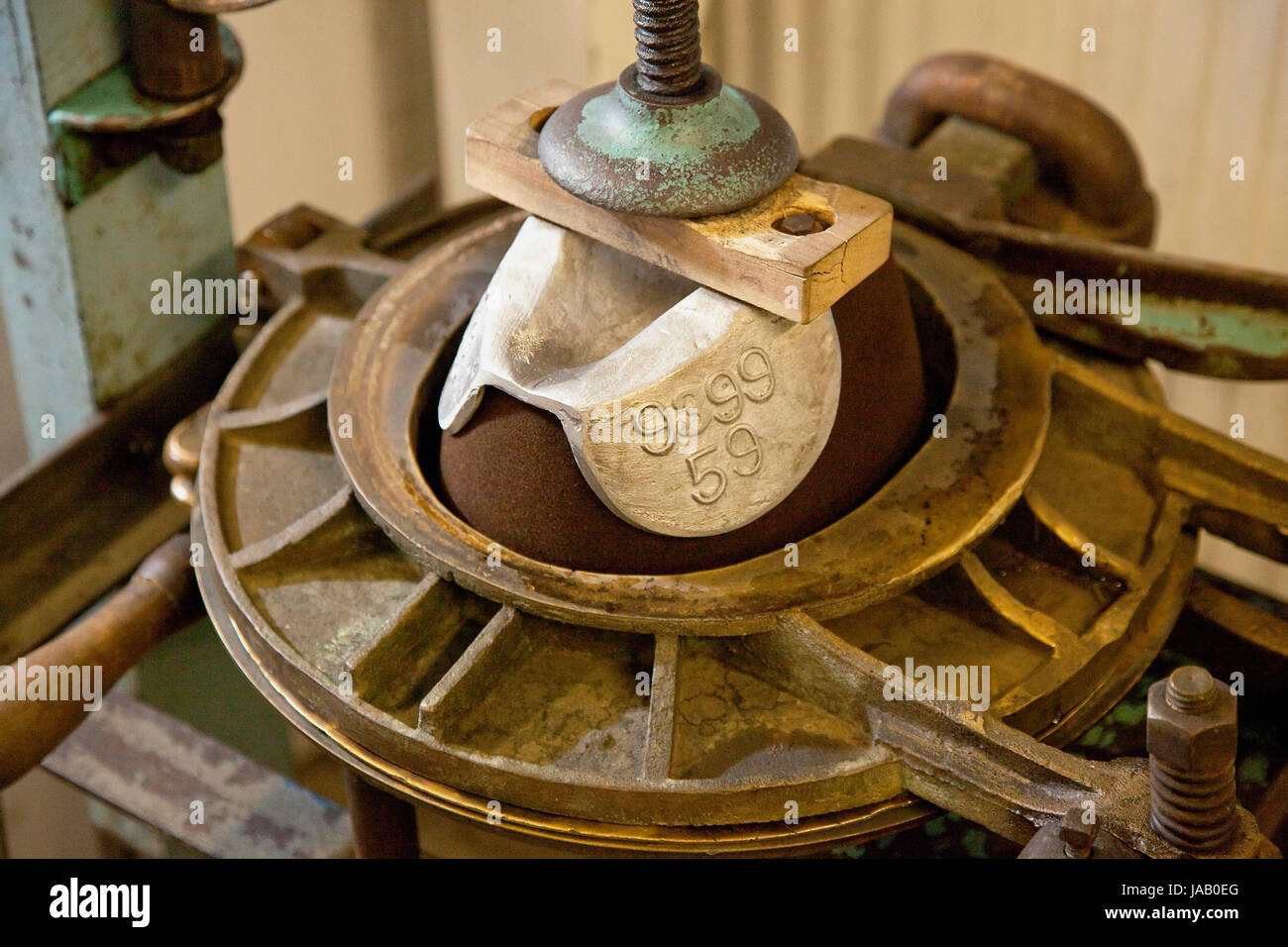 Industry, Crafts, Millinery, Christy's traditional felt hat making ...