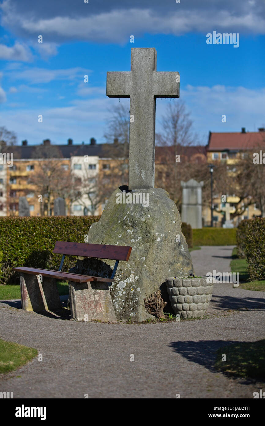 A resting place in a cemetery Stock Photo - Alamy