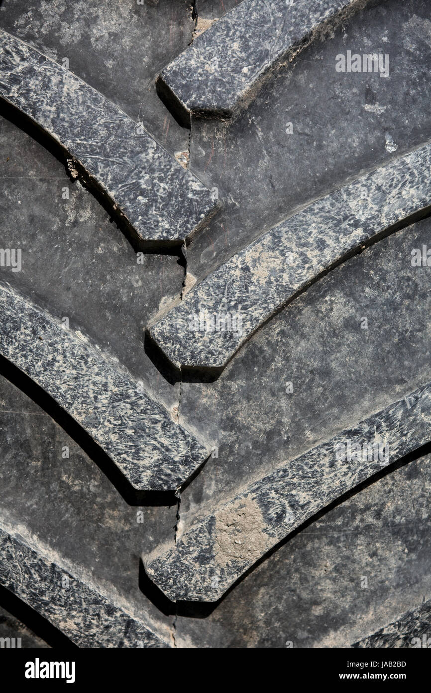 Rubber tracks hi-res stock photography and images - Alamy