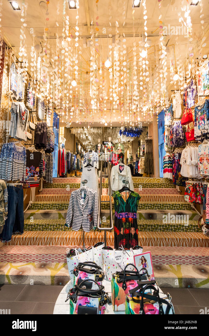 Fashionable interior shop hi-res stock photography and images - Alamy