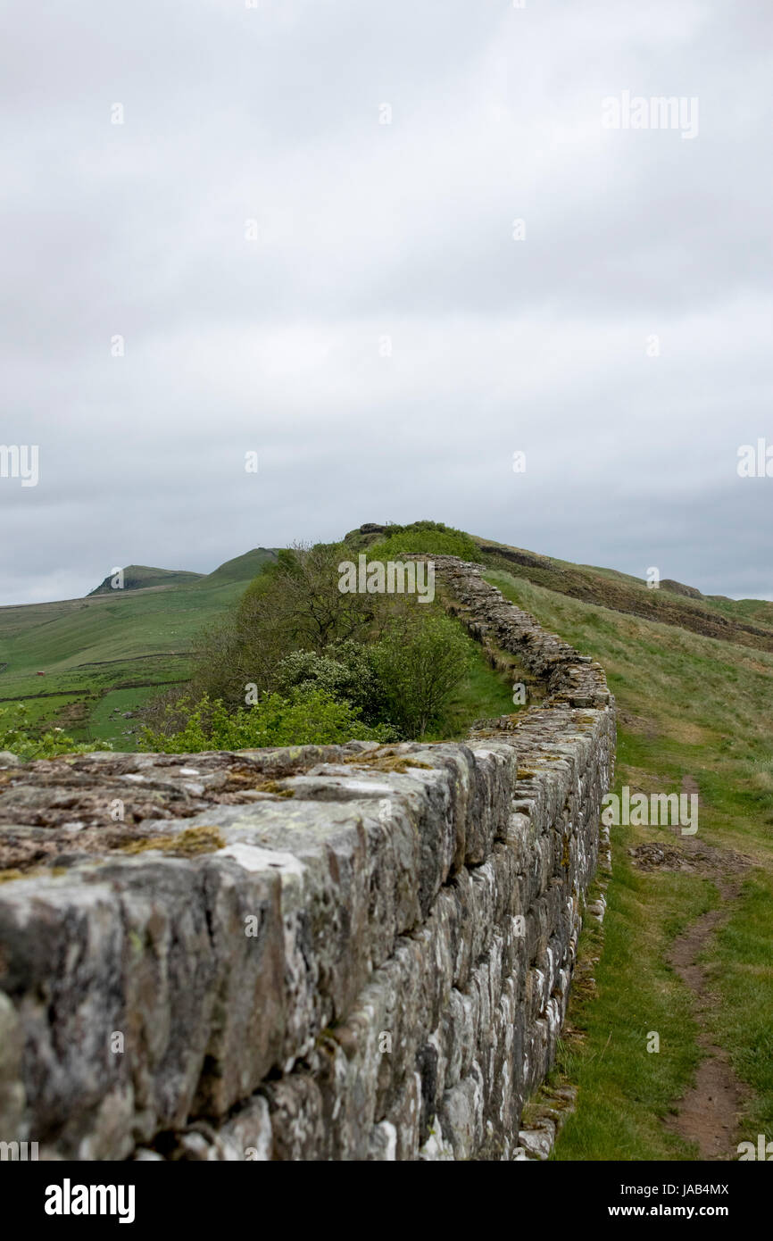 Hadrians wall northumberland view hi-res stock photography and images ...