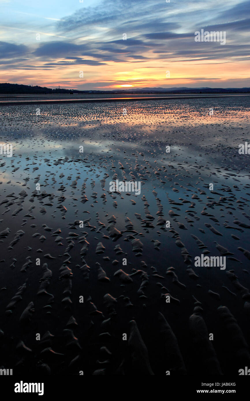 Cramond beach hi-res stock photography and images - Alamy