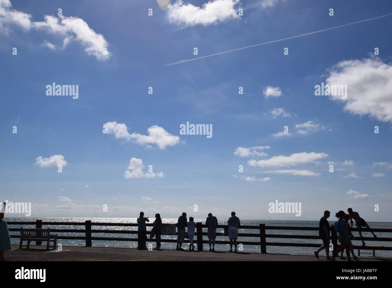 Broadstairs pier harbour hi-res stock photography and images - Alamy