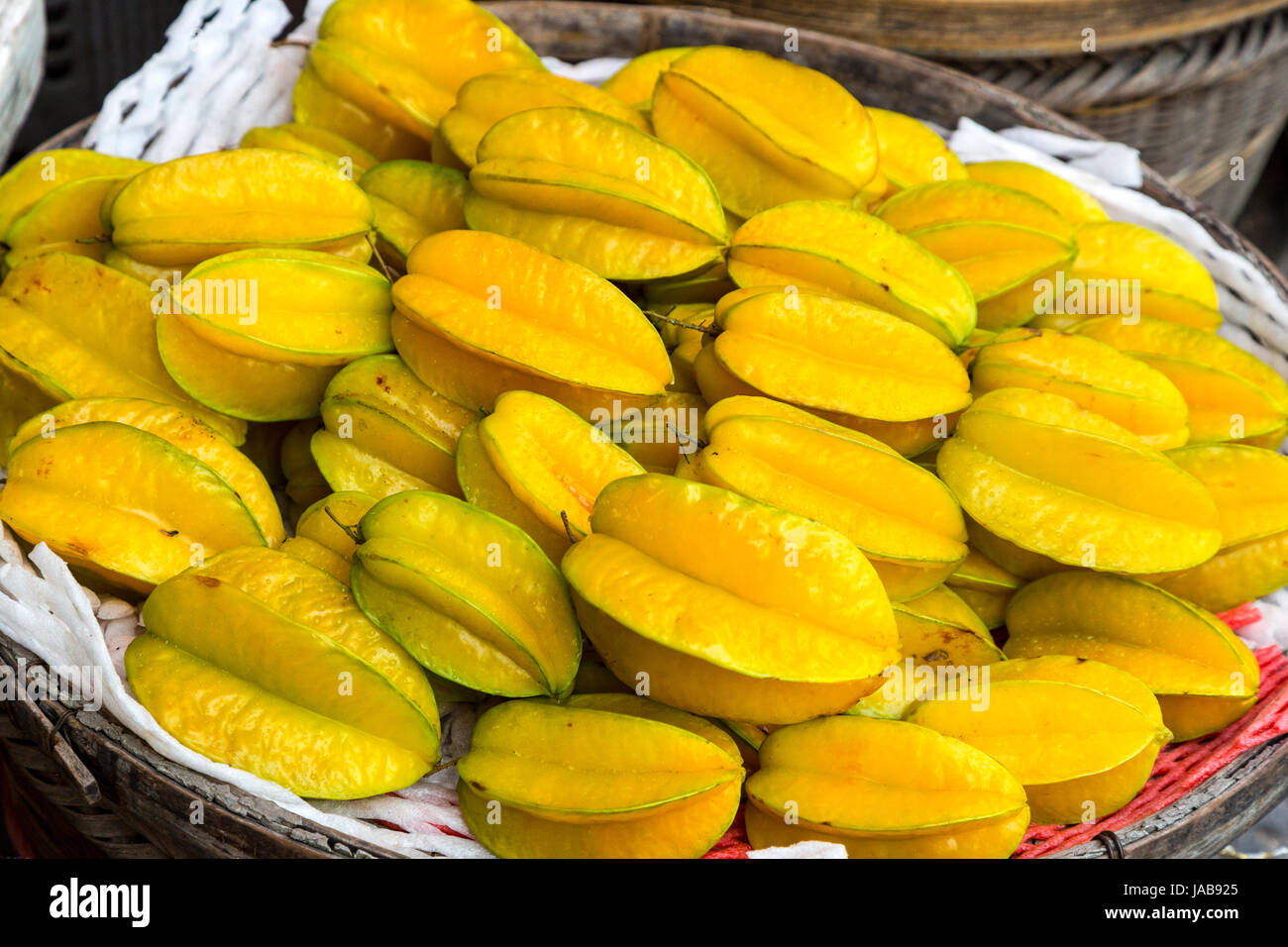 Yangshuo, China. Star Fruit (Carambola Stock Photo - Alamy