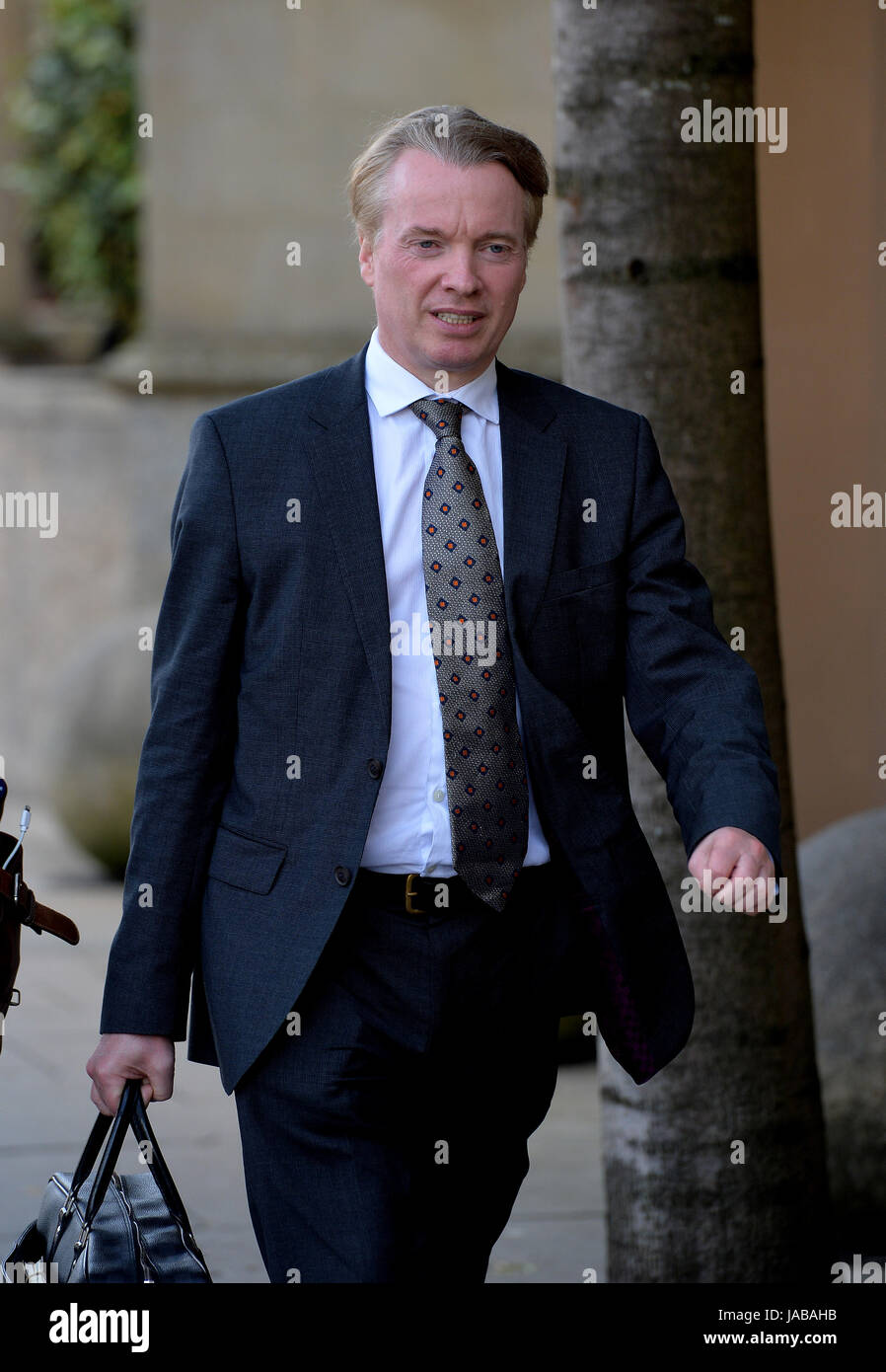Craig Whyte leaving Glasgow High Court as the jury in former Rangers ...