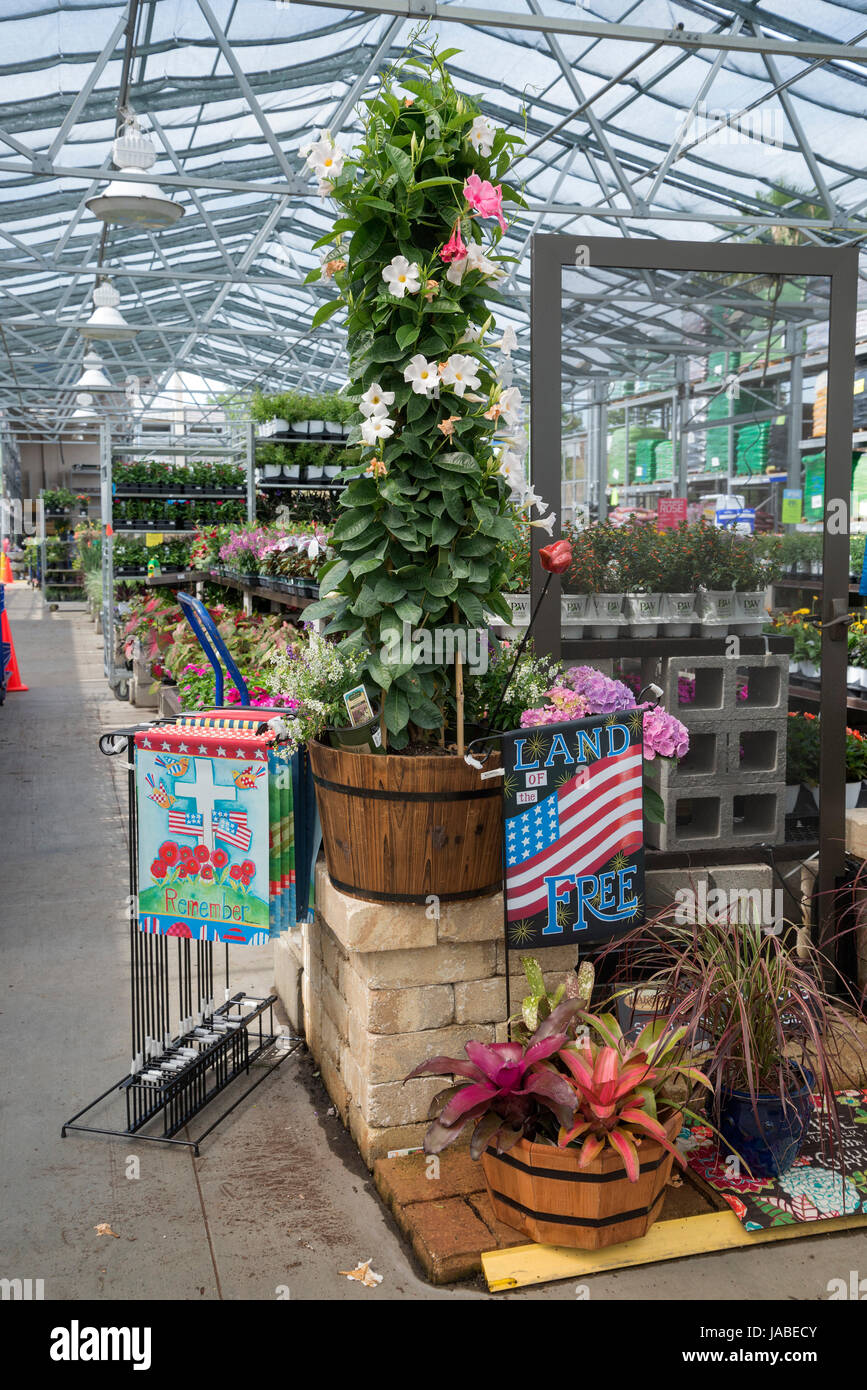 Spring store hi-res stock photography and images - Alamy