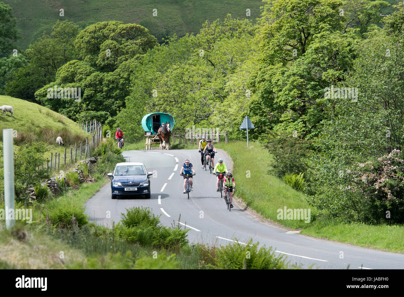 Overtaking overtaking hi-res stock photography and images - Alamy