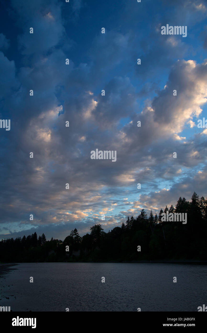 Willamette River, Willamette Mission State Park, Oregon Stock Photo - Alamy