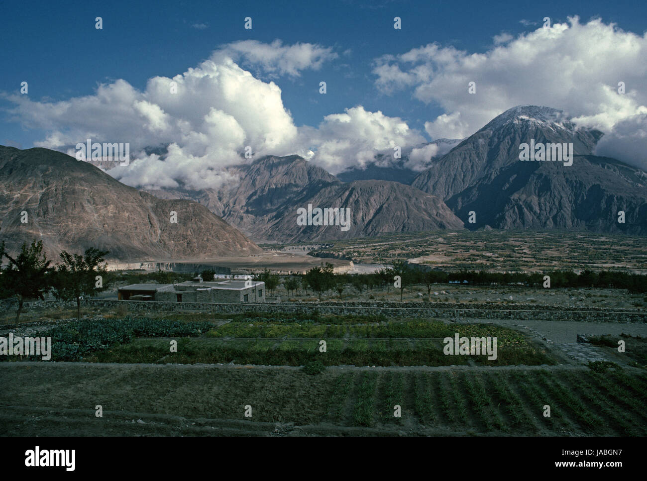 Hunza Valley, Karakoram Mountains, Gilgit-Baltistan Administrative Area ...