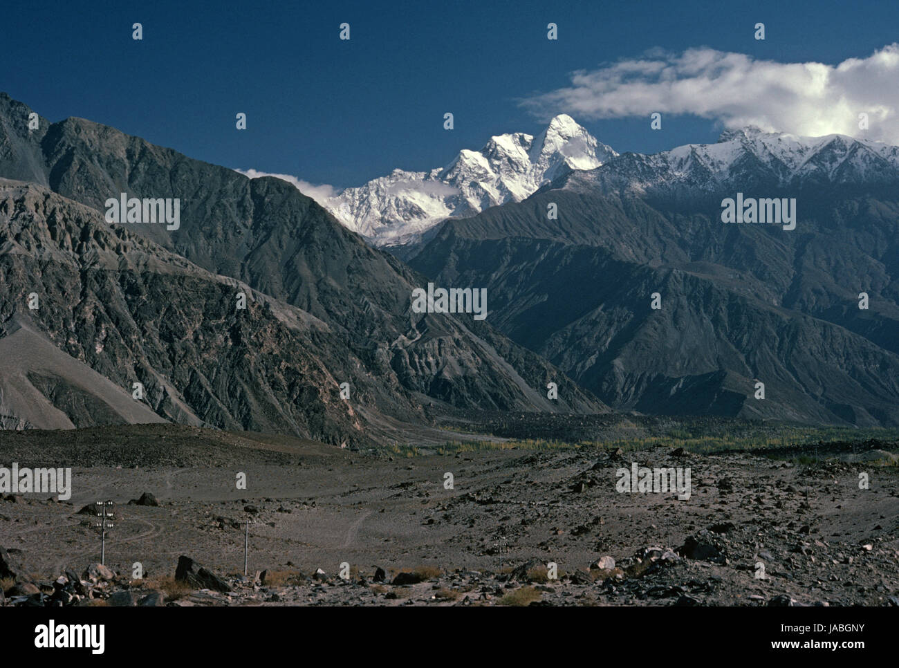 K2 Mountain, Karakoram Mountains, Karakoram Highway, Gilgit-Baltistan ...
