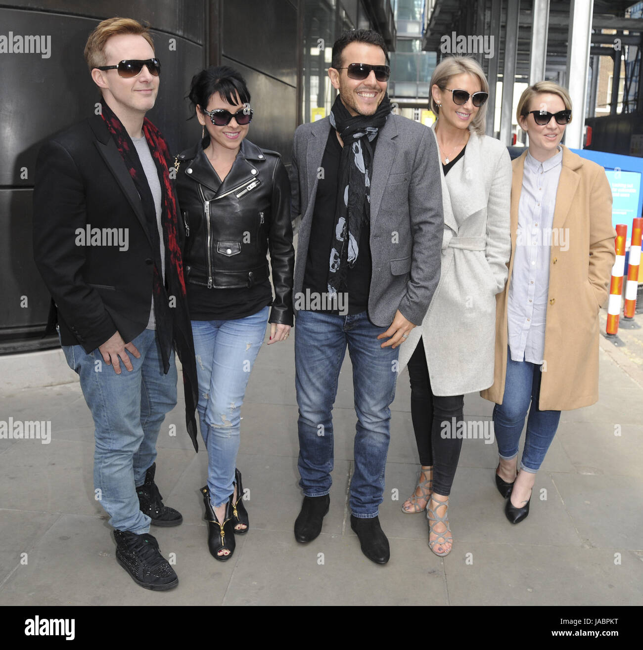 Steps At AOL Shropshire House Featuring: Lisa Scott-Lee Ian "H" Watkins ...