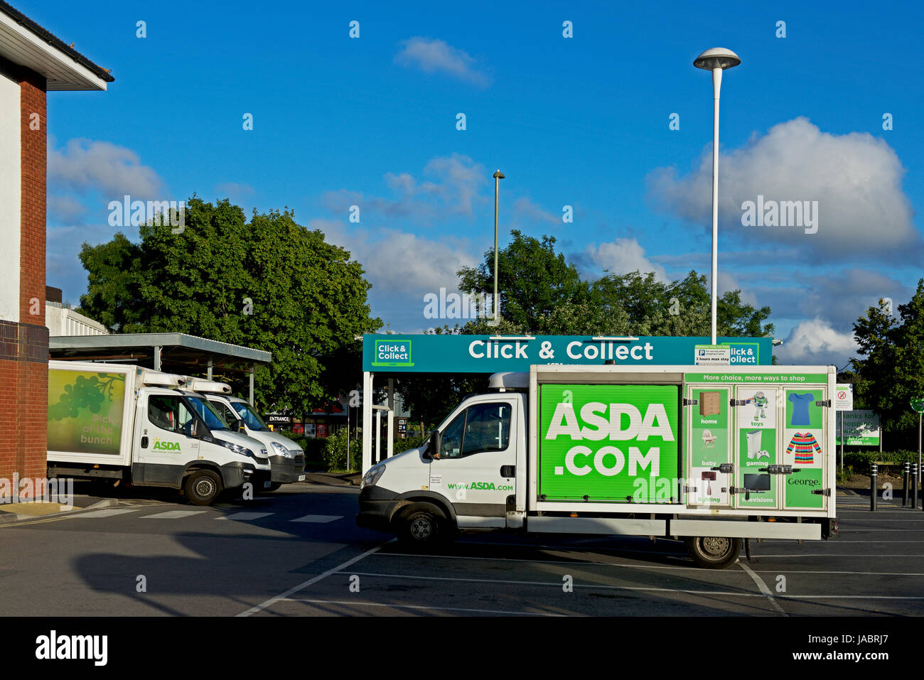 Asda delivery van hi-res stock photography and images - Alamy