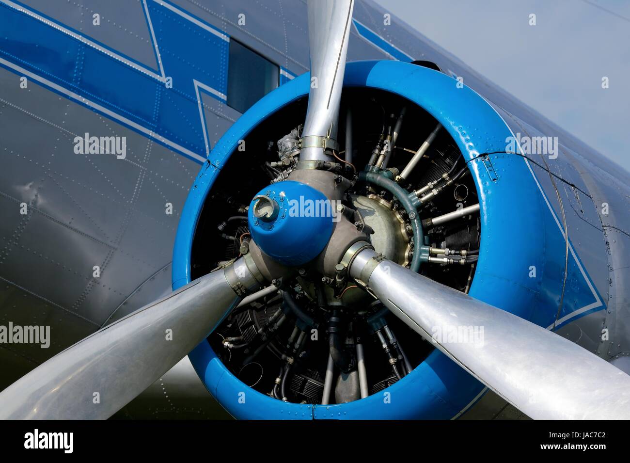 Engine of an old aircraft Stock Photo - Alamy