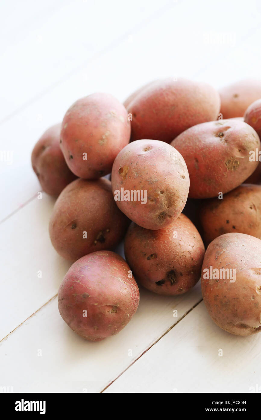 ‘all red’ potato hi-res stock photography and images - Alamy