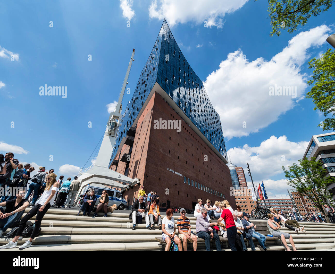Elbphilharmonie Hamburg, concert hall at river Elbe on top of historic ...
