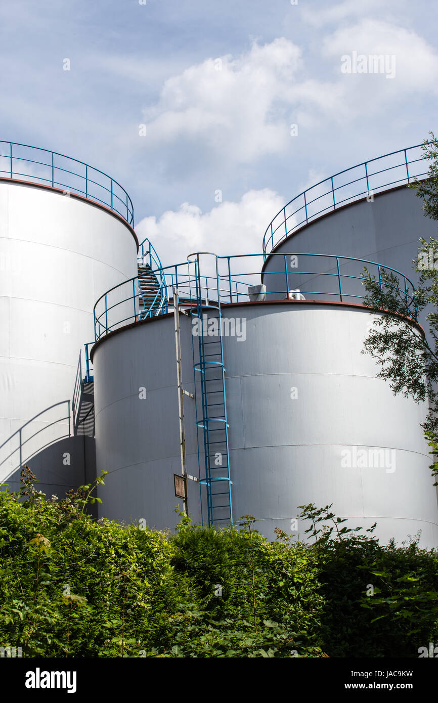 Tanklager hi-res stock photography and images - Alamy