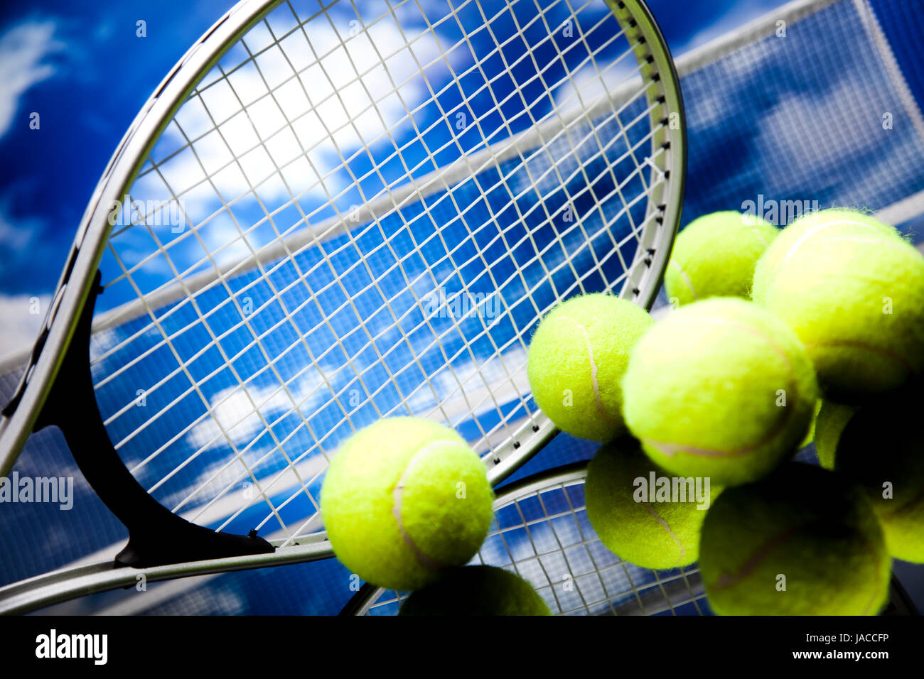 point tennis ball Stock Photo - Alamy