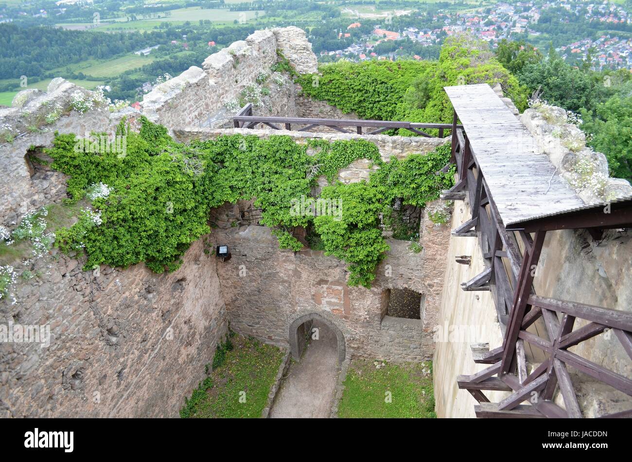 Medieval castle chojnik hi-res stock photography and images - Alamy