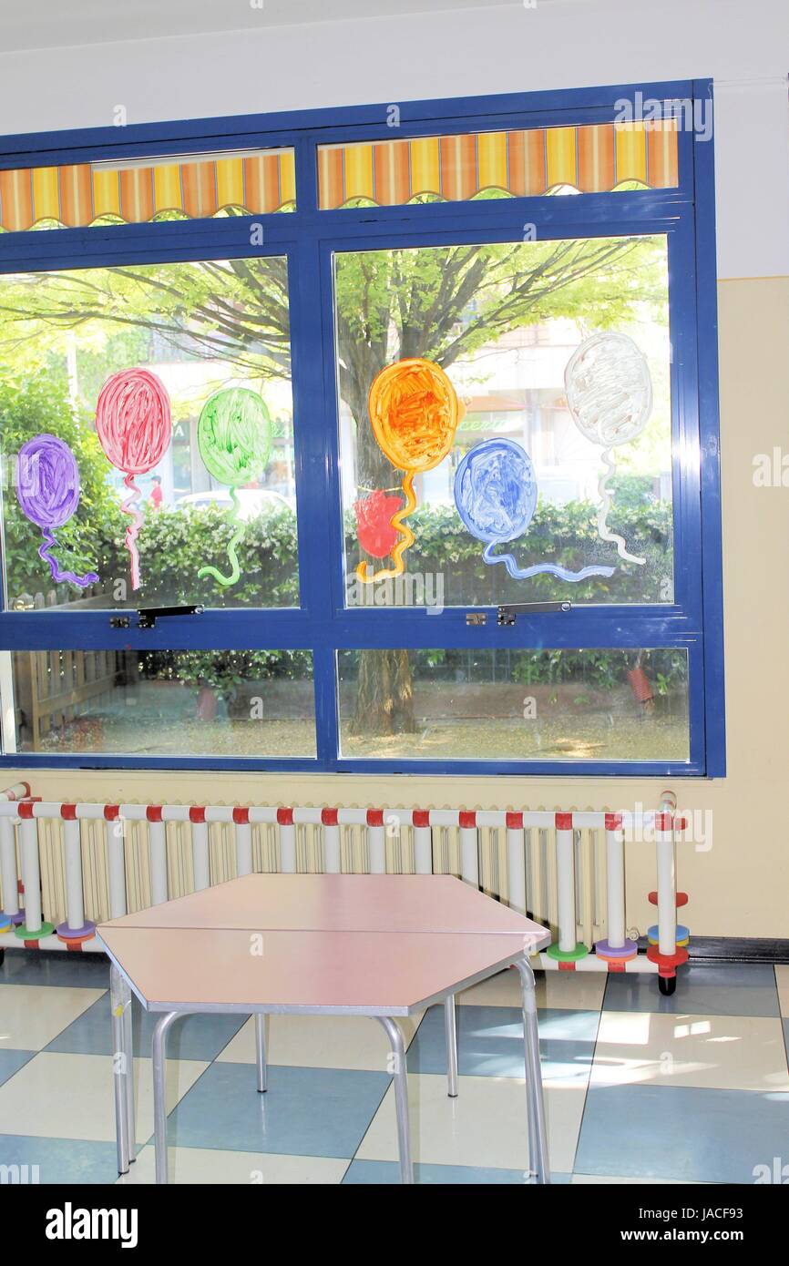 Inside of a kindergarten preschool classroom Stock Photo - Alamy