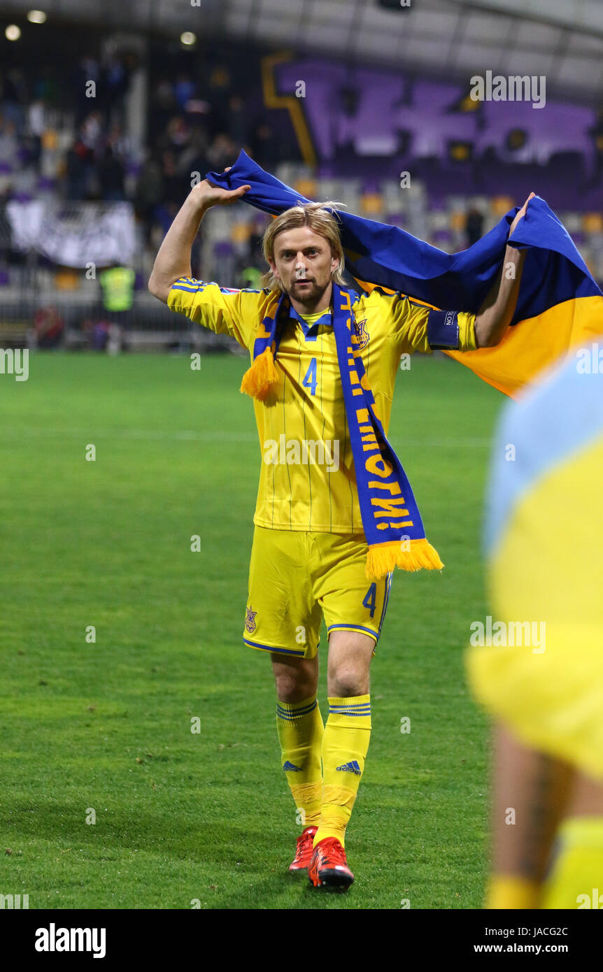 Play gam hi-res stock photography and images - Alamy