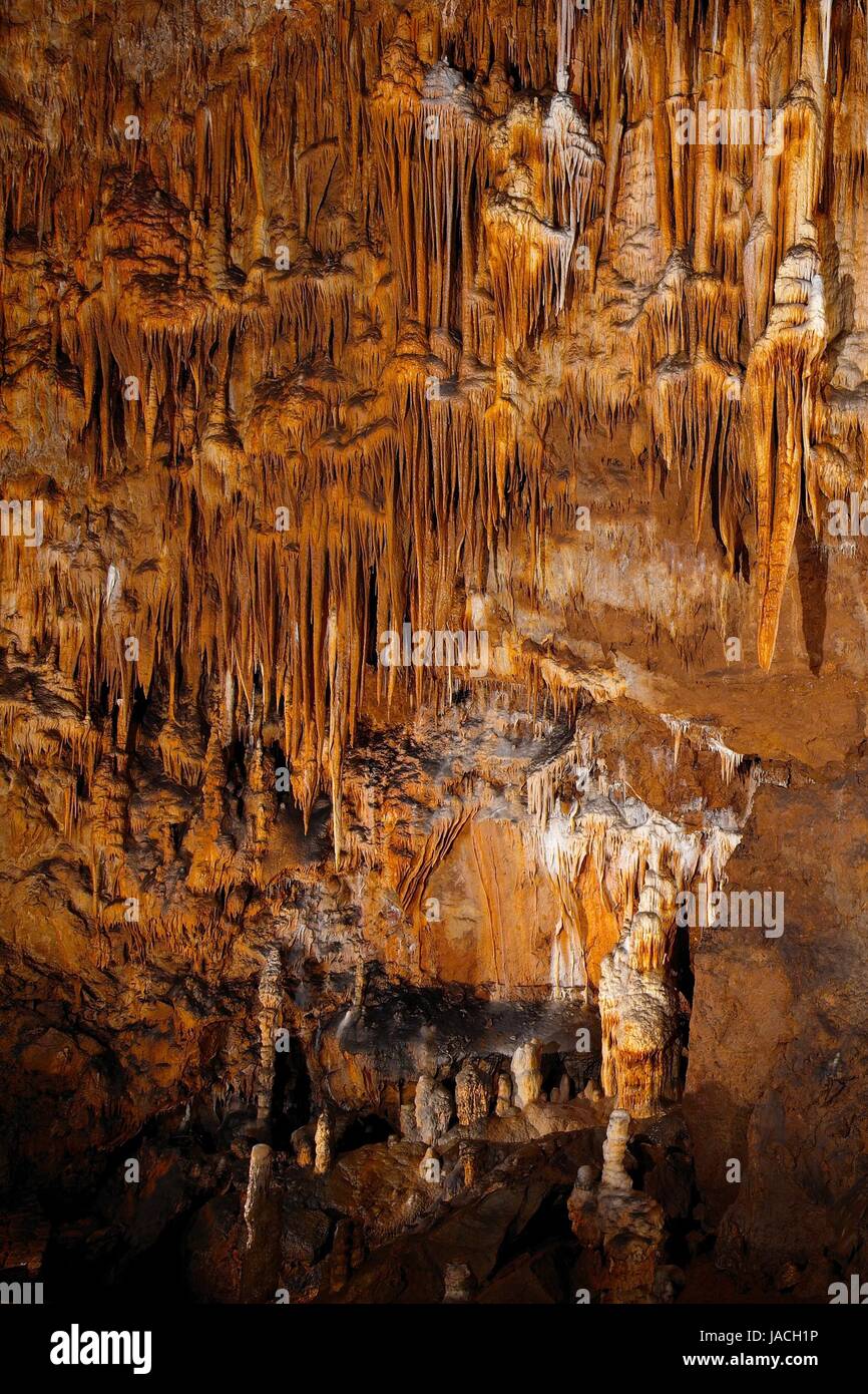 Limestone formations inside a cave Stock Photo - Alamy